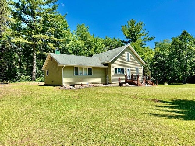 880 Highway 17, Eagle River, WI 54521