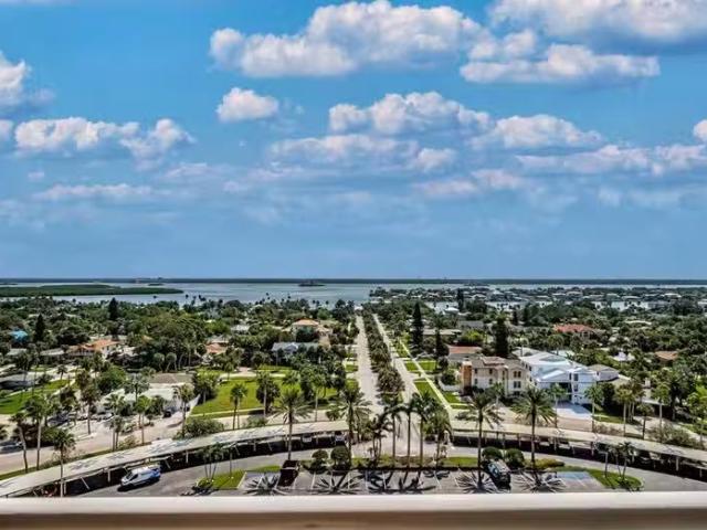 880 Mandalay Ave #C1010, Clearwater Beach, FL 33767 MLS U824.