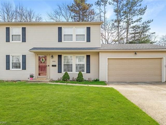 880 Markham Ave, Cuyahoga Falls, OH 44221