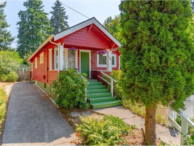 880 ne thompson ave