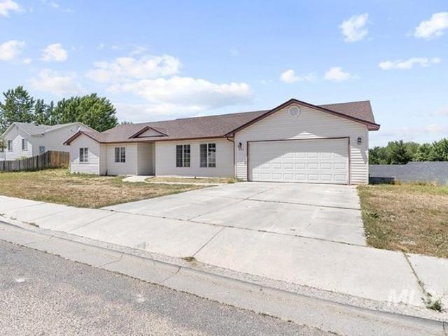 880 S Iowa Ave, Payette, ID 83661