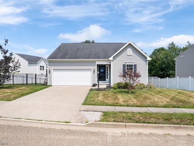 880 Starr Ridge St SE, Massillon, OH 44646