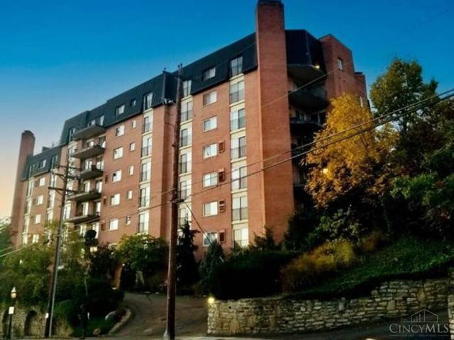 880 Rue De La Paix Apt 5, Cincinnati, OH 45220