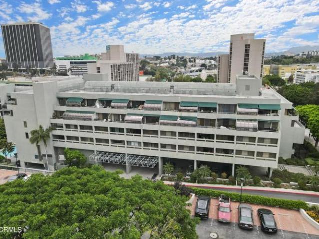 880 W 1st St #527, Los Angeles, CA 90012