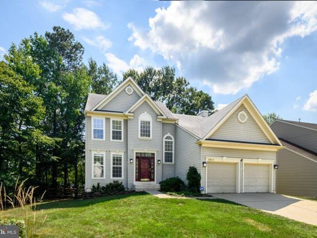 8814 Country Oak Dr, Odenton, MD 21113