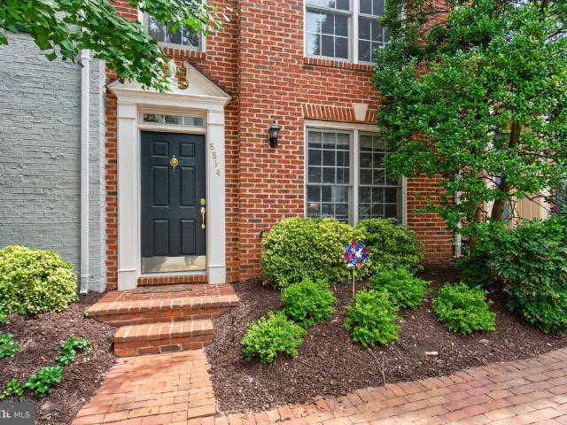 8814 Hunting Lodge Court