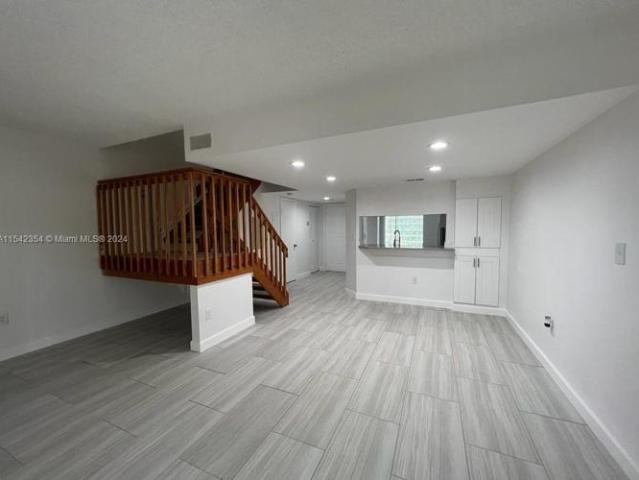 8815 SW 130th Pl #205, Miami, FL 33186