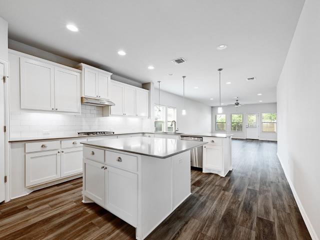 8816 Mina Dr