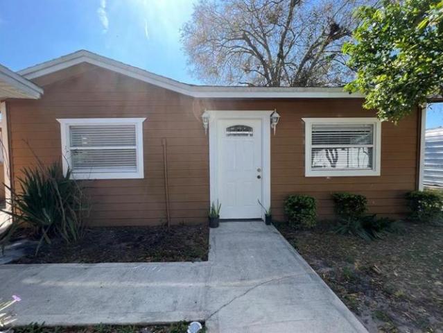 8816 Auburn Way, Tampa, FL 33615