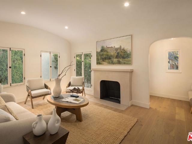 8817 Ashcroft Ave, West Hollywood, CA 90048 | MLS #26745 | Compass
