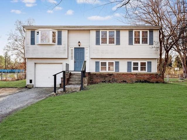 8817 Depot Dr, Indianapolis, IN 46217