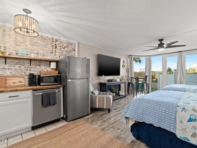 8817 S Thomas Dr, Unit A118, Panama City, FL 32408 | MLS #784629 | Compass