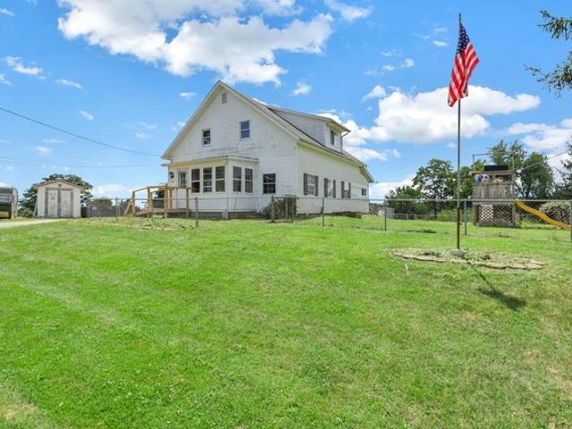 8818 National Rd SE, Thornville, OH 43076