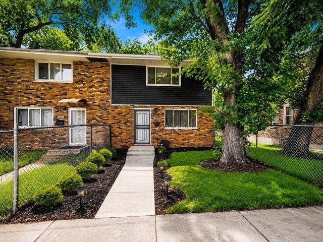 8818 S Cottage Grove Ave, Chicago, IL 60619