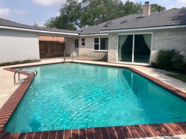 8819 Covent Garden St, Houston, TX 77031