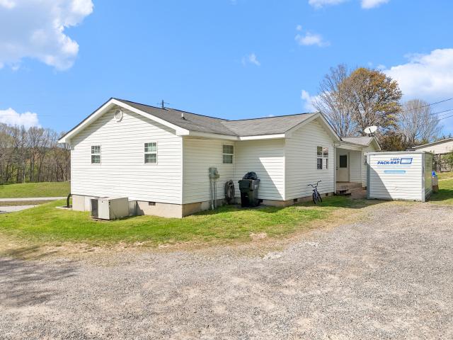 8810 Highway 58