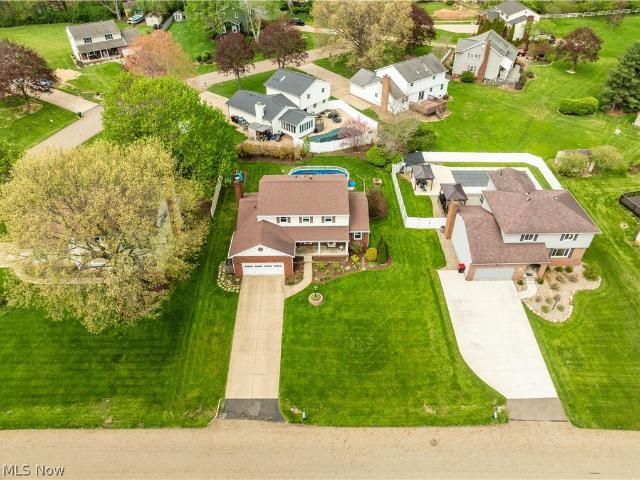 8811 Blitzen Road NW