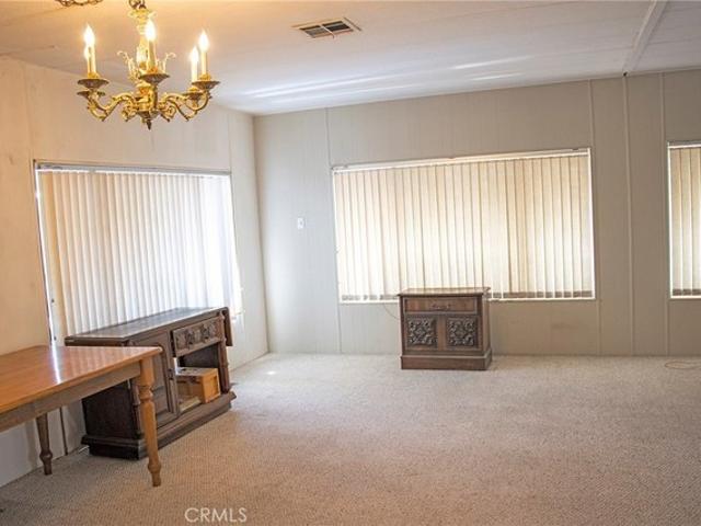 8811 Canoga Ave Spc 517, Canoga Park, CA 91304