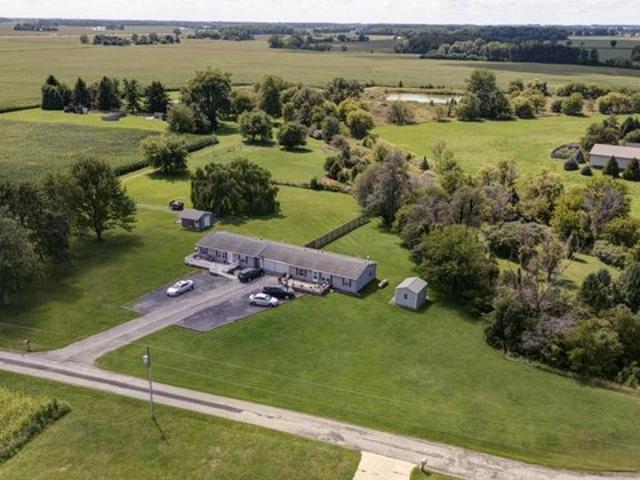 8811 County Road 9, Delta, OH 43515
