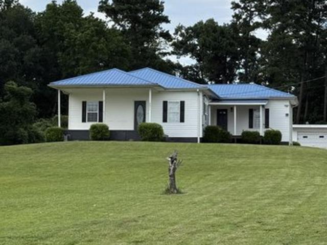 8811 Taylors Ferry Rd, Bessemer, AL 35023