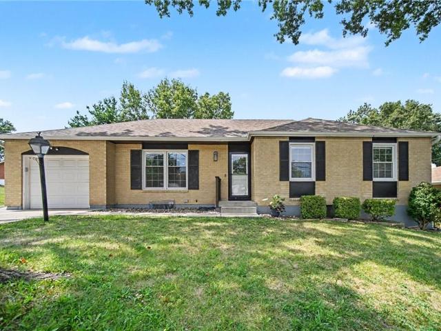 8812 N OAK Trafficway