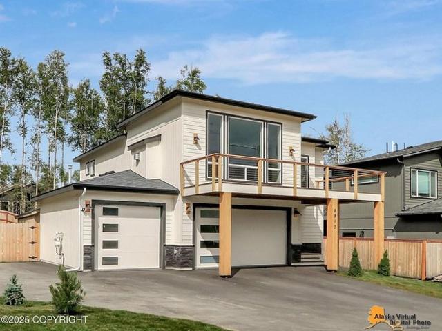 8812 Turlock Dr, Eagle River, AK 99577
