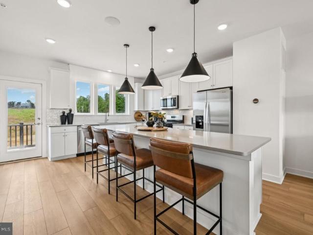8812 Waller Tree Way