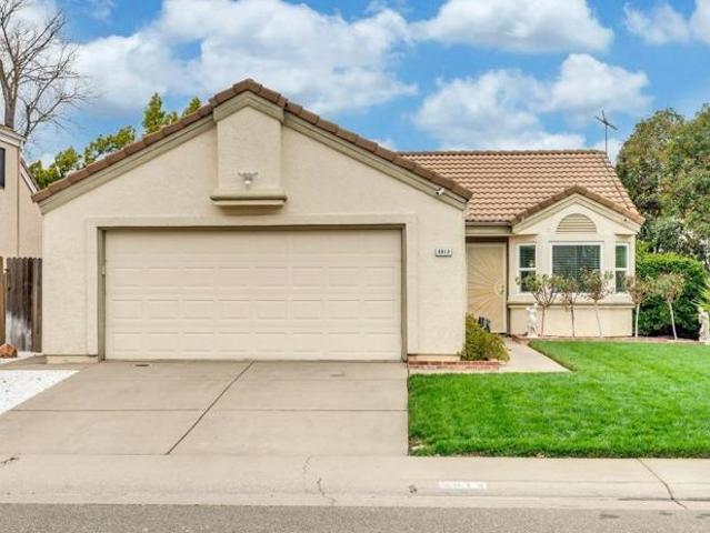 8813 Lemas Rd, Sacramento, CA 95828