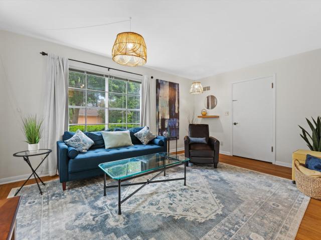 8813 W Hawthorne Ave, Unit 8811