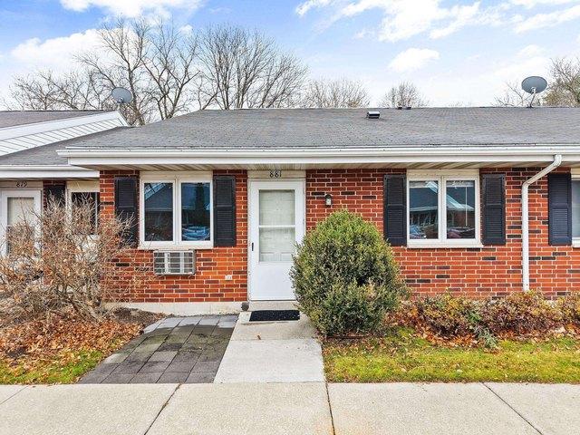 881 Kottke Dr, Madison, WI 53719