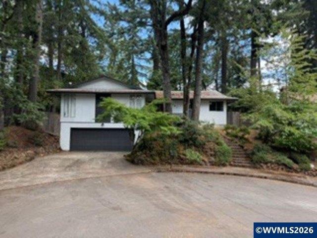 881 Huron Ct SE, Salem, OR 97302