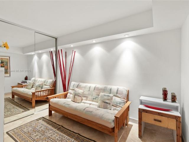 881 Ocean Dr Unit 11C, Key Biscayne, US, FL