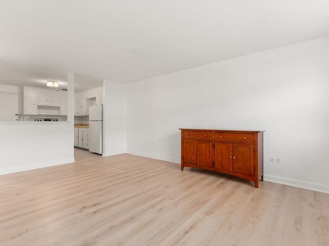 881 Main St, Unit 5, Walpole, MA 02081 | MLS #73502
