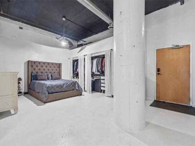 881 Memorial Drive SE # 116