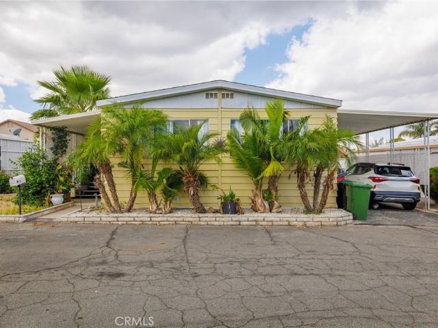 881 N Lake St, Unit 219, Hemet, CA 92544 | MLS #SW26075 | Compass