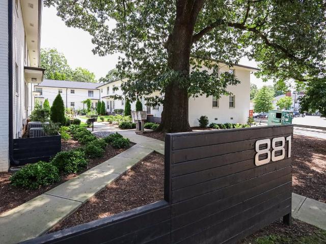 881 North Highland Apartments 1 Bedroom Apartment for Rent at 881 N Highland Ave Ne, Atlanta, GA 30306 Virginia Highland