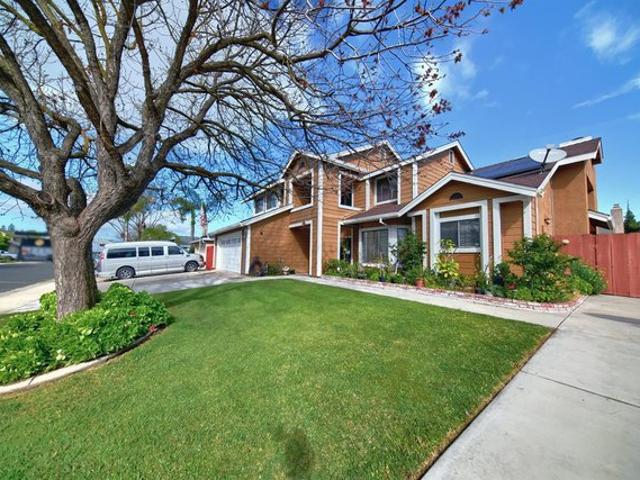 881 Snowgoose Ln, Manteca, CA 95337