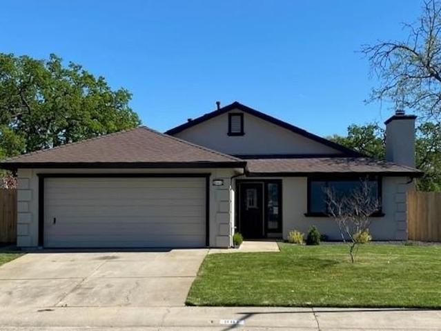 881 Spur Way, Galt, CA 95632