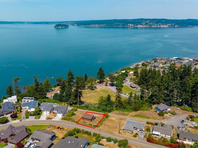 881 Rocky Point Drive