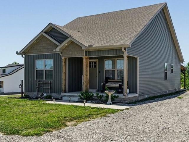 881 Union Chapel Rd, Scottsville, KY 42164