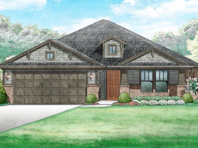 8824 Spruce St, Edmond, OK 73003