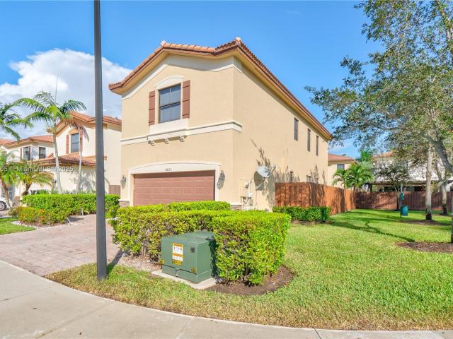 8825 NW 100th Pl, Unit 8825, Doral, FL 33178 | MLS #A11910