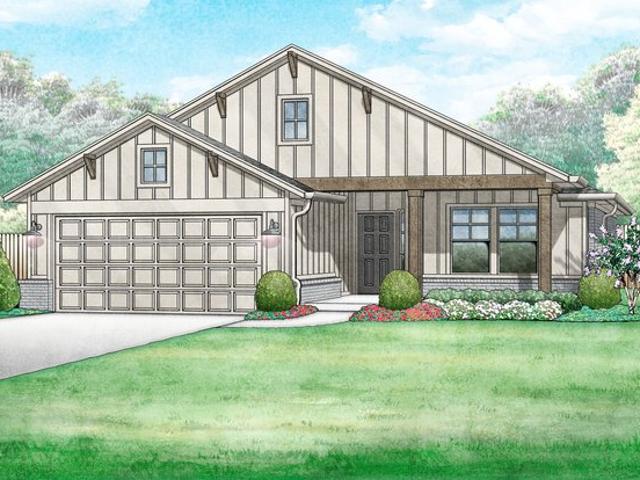 8825 Spruce St, Edmond, OK 73003