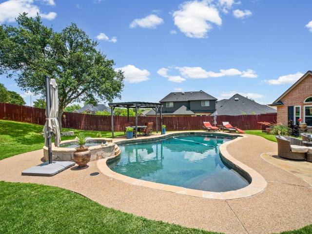 8825 Turnberry Court