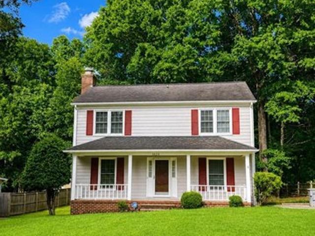 8826 Leipzig Dr, Charlotte, NC 28210