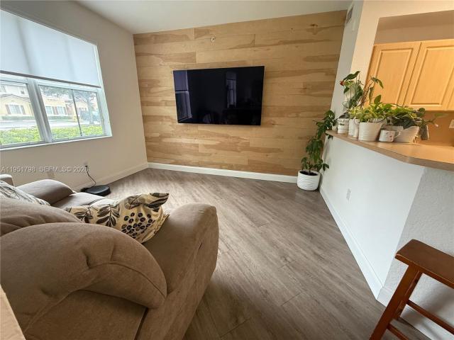 8826 W Flagler St, Unit 112, Miami, FL 33174 | Compass