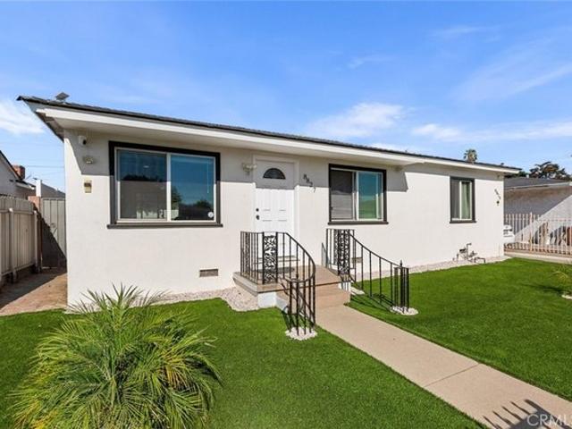 8827 Sylmar Ave, Panorama City, CA 91402