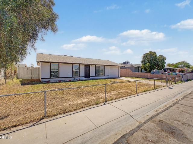 8827 W Heatherbrae Dr, Phoenix, AZ 85037 | MLS #7013 | Compass