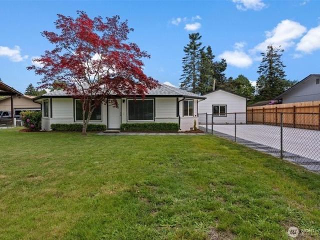 8827A E D St Unit 1, Tacoma, WA 98445