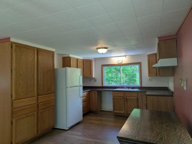 8828 Roberts Road
